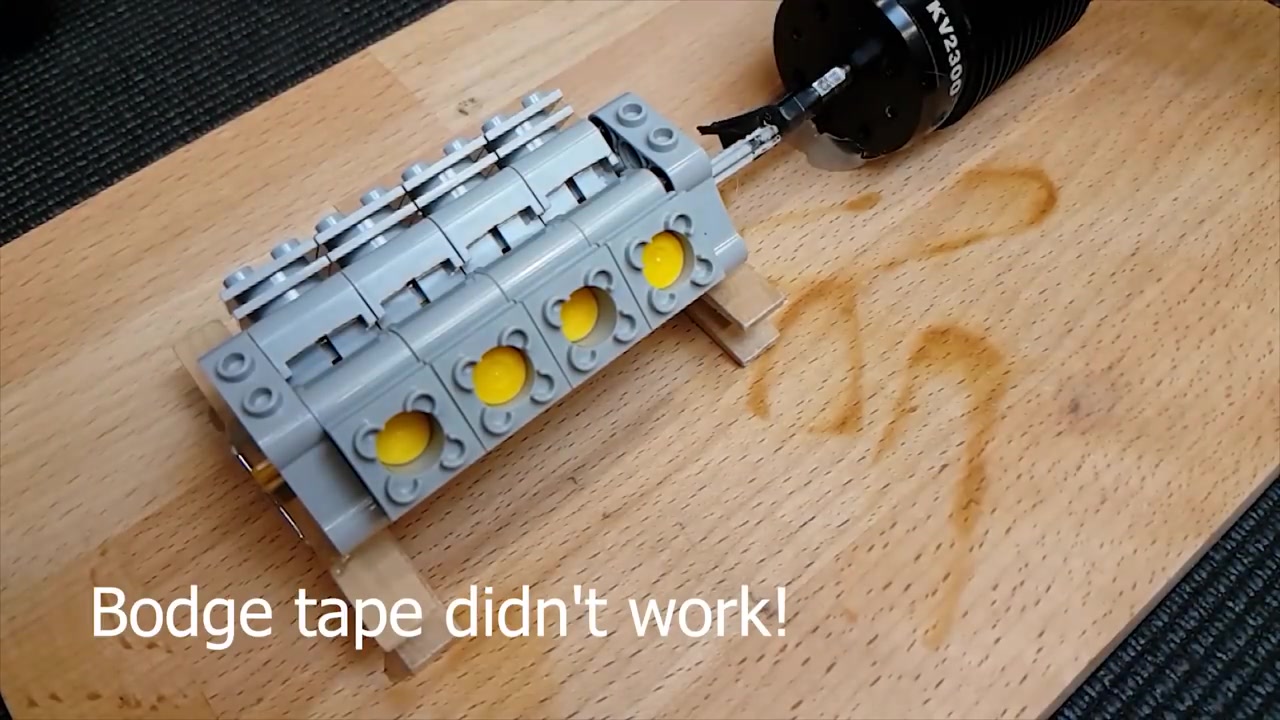 【暴力测试】Lego V8发动机VS 55,000 RPM灾难性故障爆发! 史诗...
