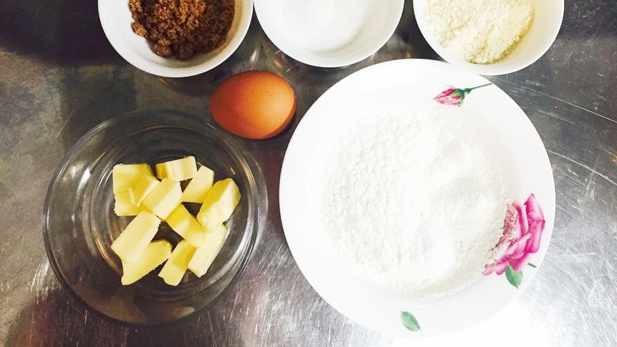 想知道小苏打和白醋混合在一起的巨大作用吗?跟我来看一下