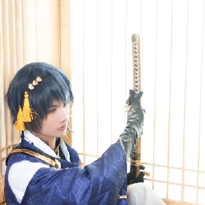 冷月无声QAQ 