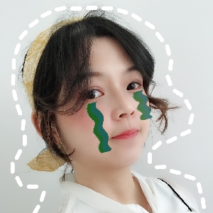 是Mia老师 