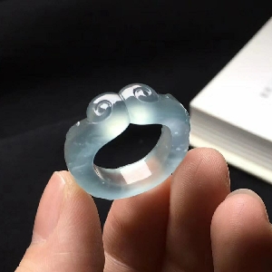 臻品翡翠 