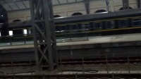 Z50次列车进汉口4站台重庆北到北京西Z4次进汉口2站台