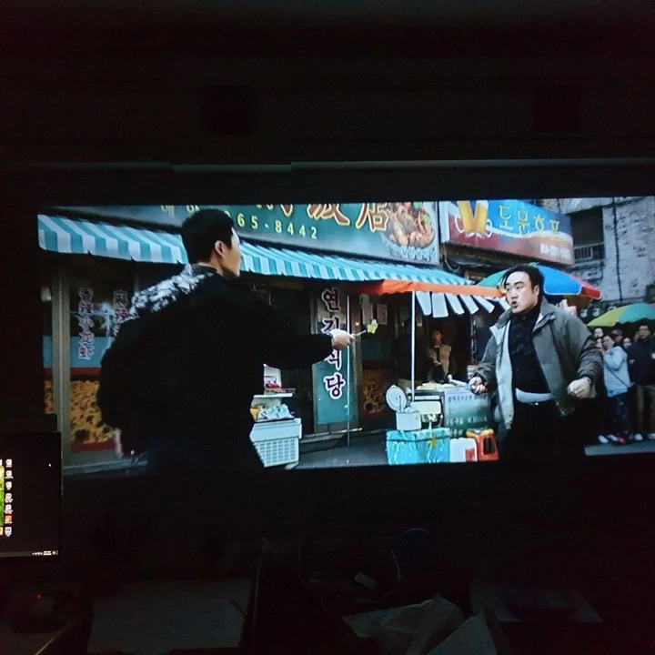 入坑了宝藏投影仪,开森~