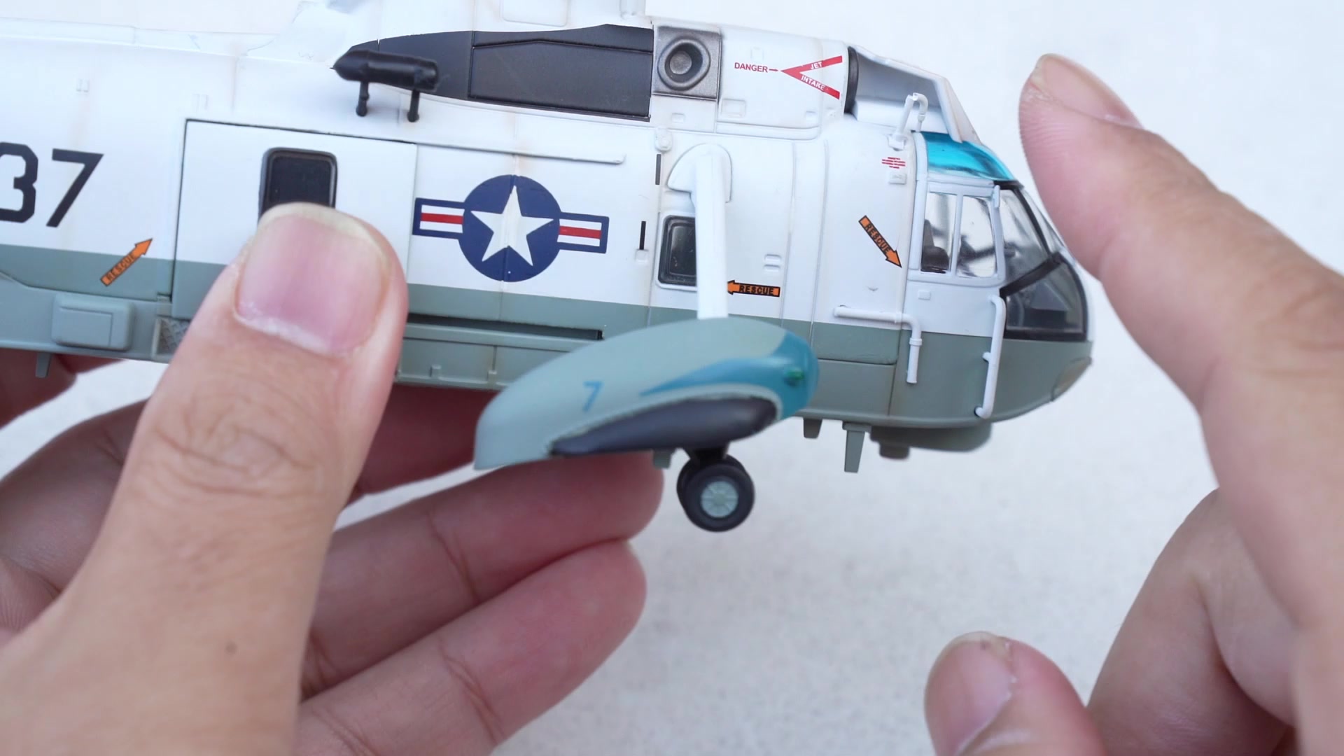 军团1:72SH-3海王系列直升机合金成品模型开箱测评