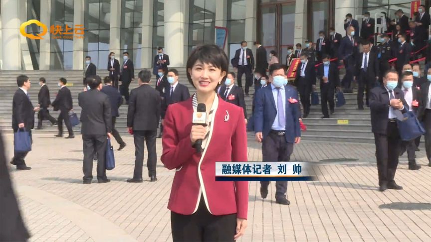 人大代表会后访谈