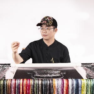 广绣传承人王新元 