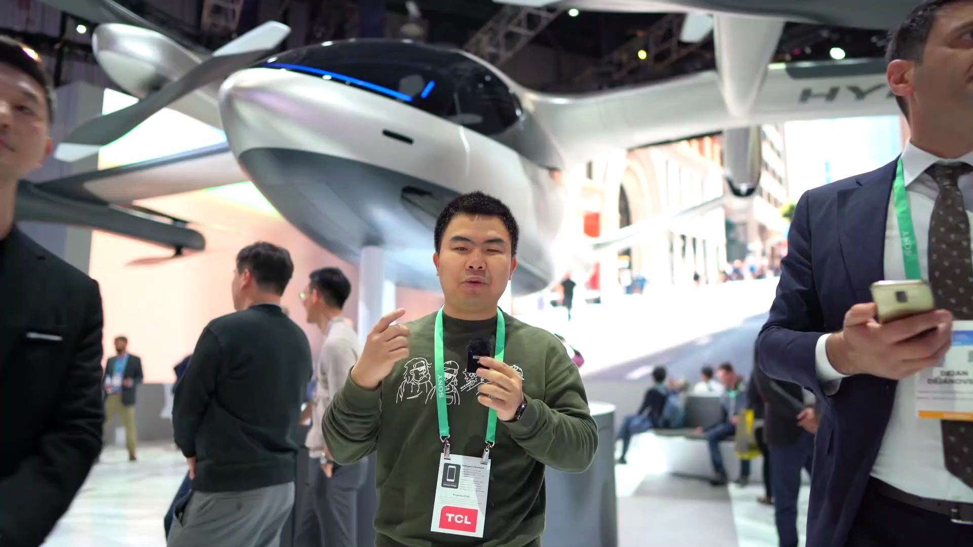 2030年的飞行出租车来了!现代Uber电动飞行器CES2020初体验