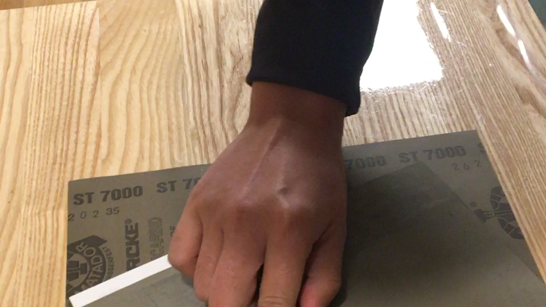 三分钟磨刀!用砂纸快速恢复厨刀锋利度