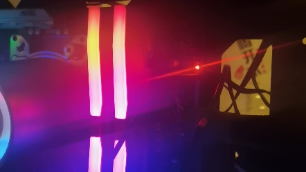 电脑黑屏启动不起来,各位大哥帮忙看看到底是啥问题。