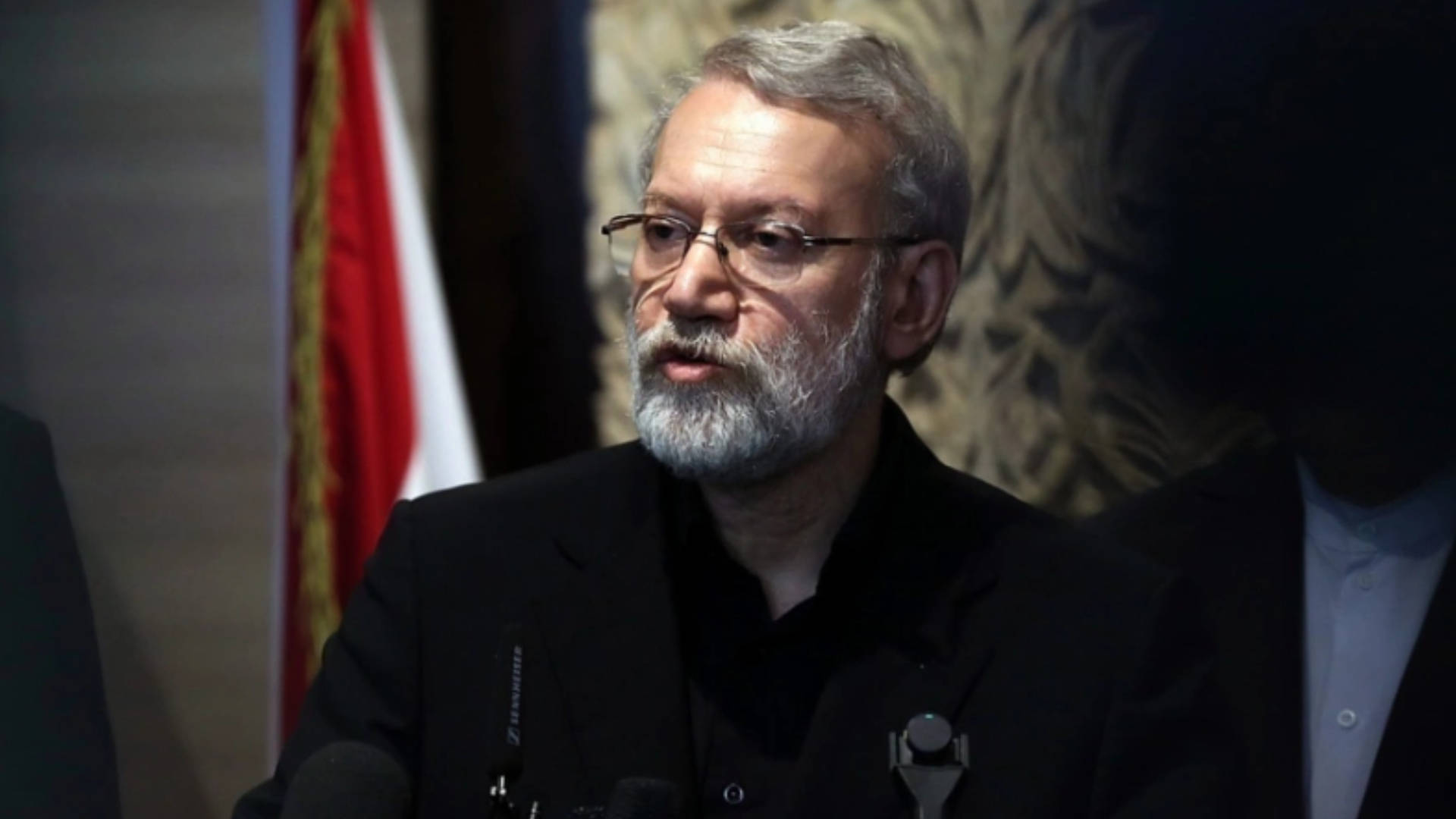 伊朗总统证实拉里贾尼已遇难并发表悼词