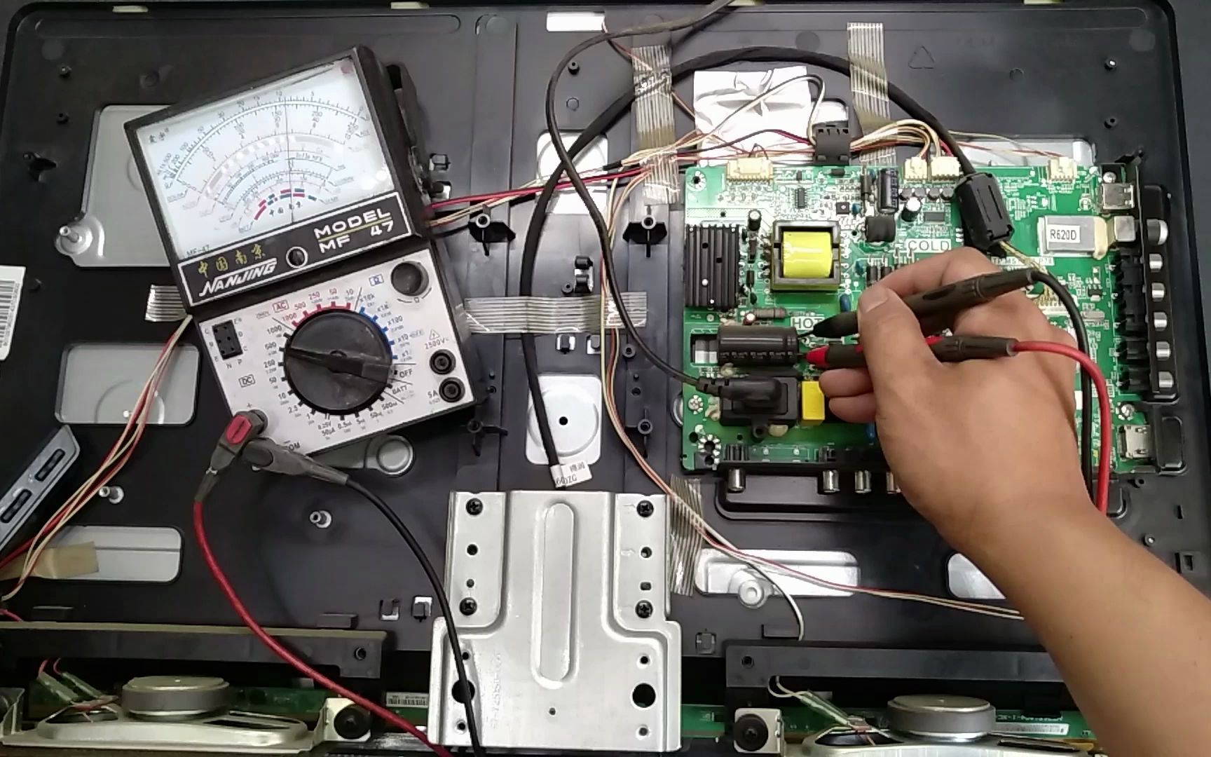 东芝液晶二次不开机,通病检修过程