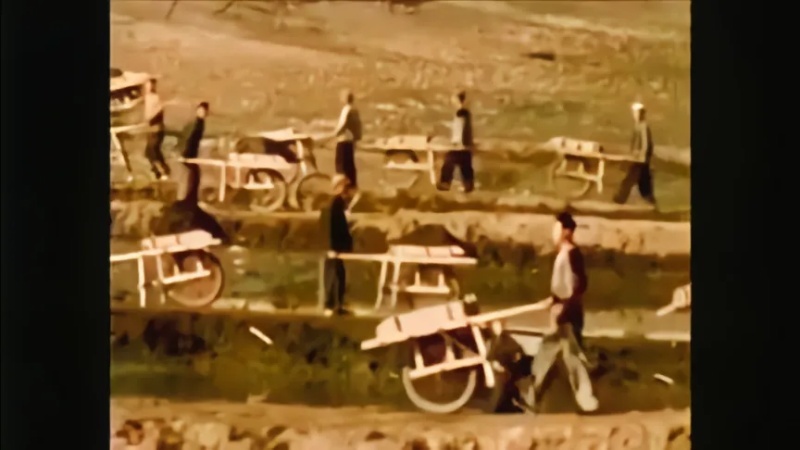 1972年农田水利基本建设干的热火朝天