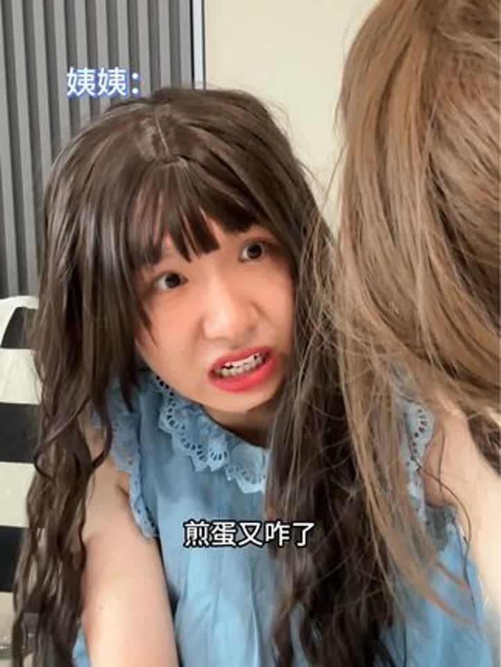 双胞胎为啥都要一模一样 双胞胎~~!