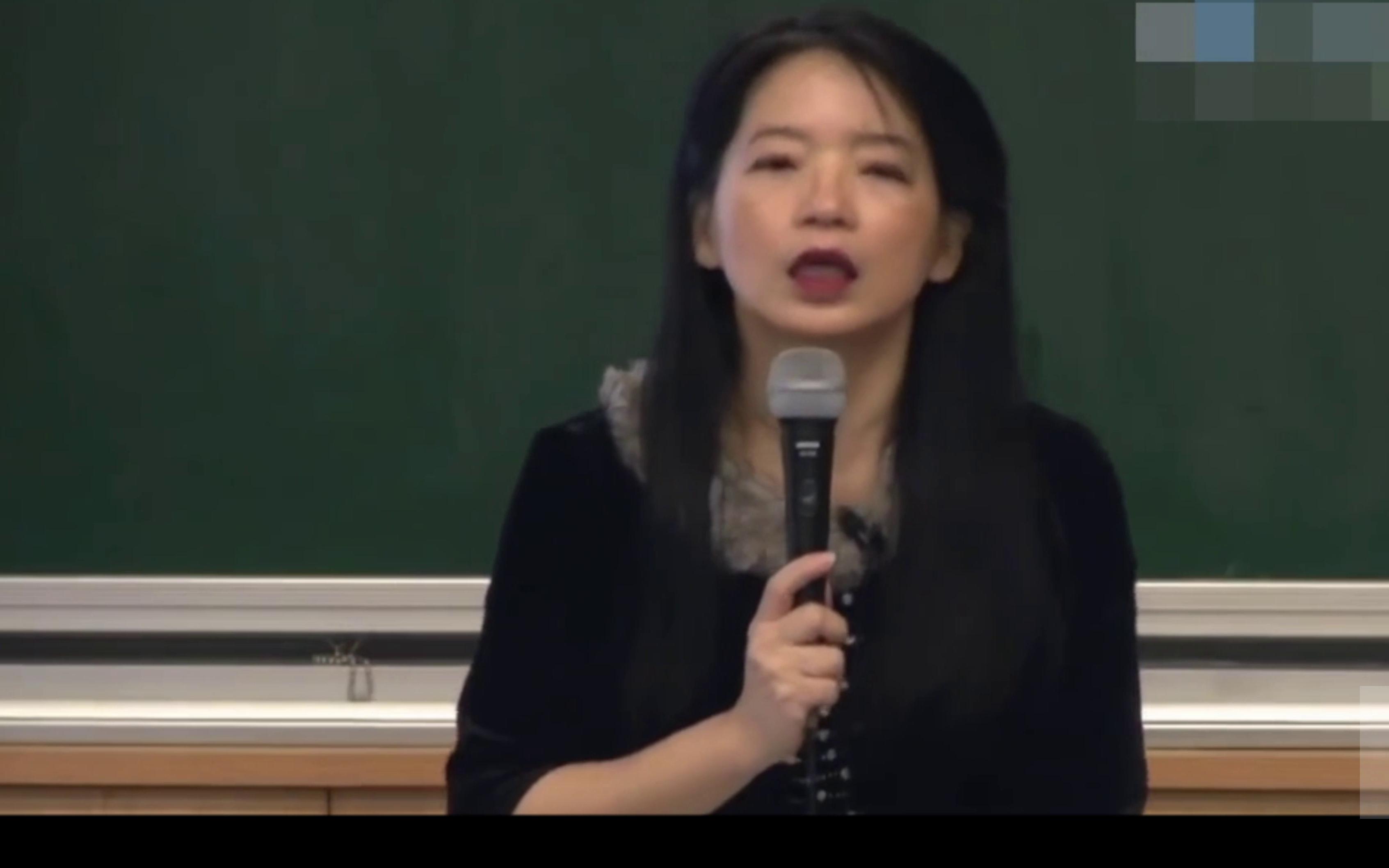 没有谁能在脱离这个社会的情况下实现自我