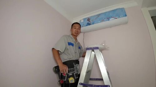 空调内机铜管走吊顶里面,水怎么排走分享排水管安装方法和尺寸