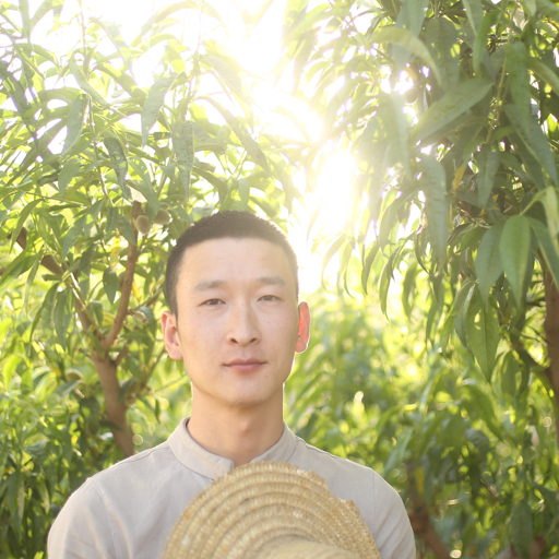 草帽峰哥 