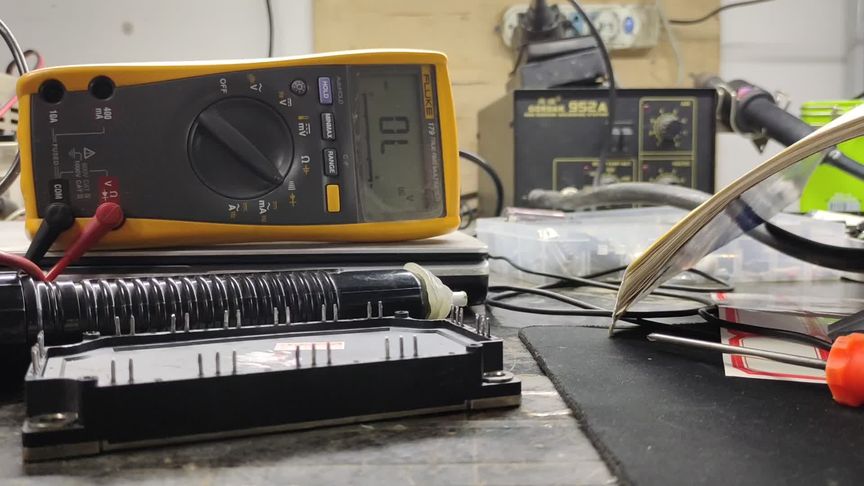 变频器,伺服维修igbt模块触发测试 #变频器维修#伺服驱动器维修