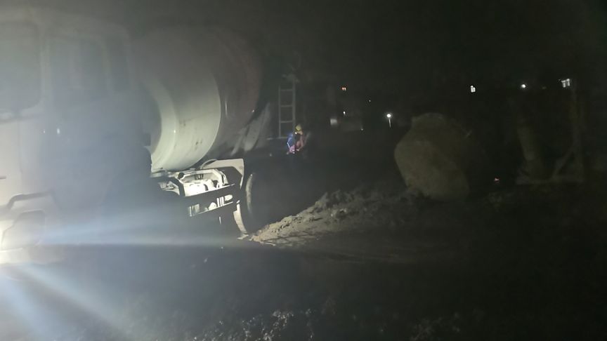 工程人记录孔桩砼浇筑遇到了孔桩塌孔