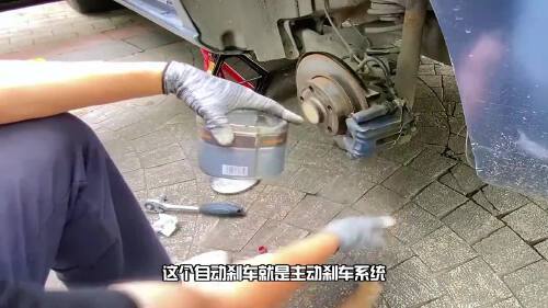 威兰达自动刹车实测:关键时刻真能刹停避免事故?