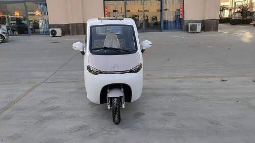 接送神器!这辆三轮电动车让宝妈告别接送难题