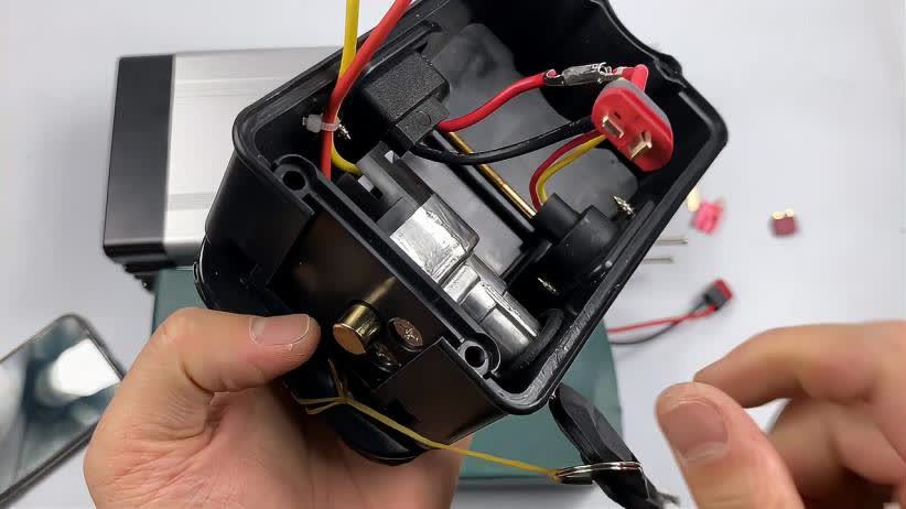 量壳定制一块48V20Ah电动车锂电池组,接头精心处理发热小更安全