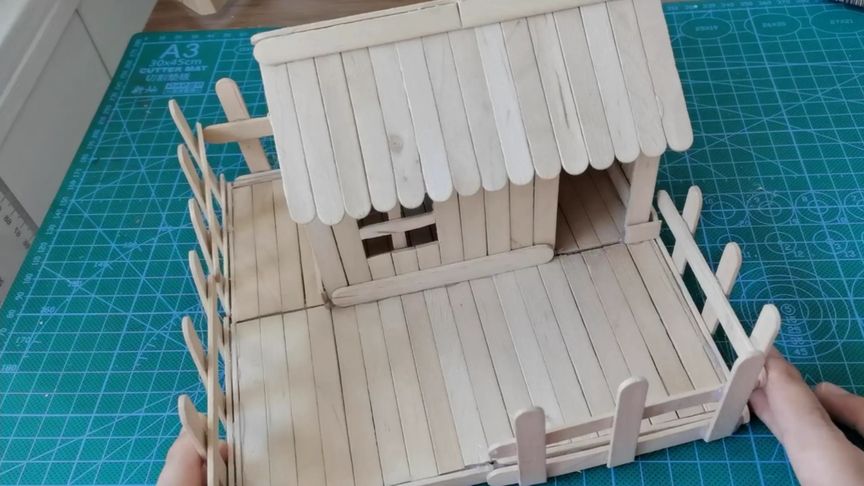 【手工教程】用雪糕棒制作小房子