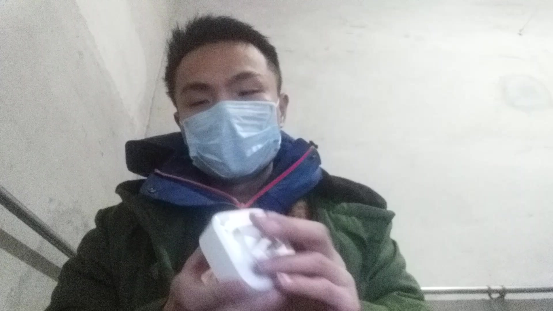 机械定时插座的拆箱