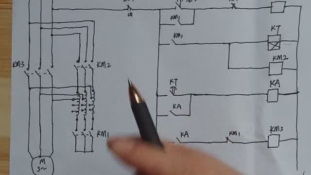 土电工讲“自耦变压器降压启动电路”