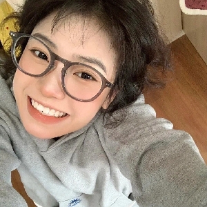 绵绵斯年 