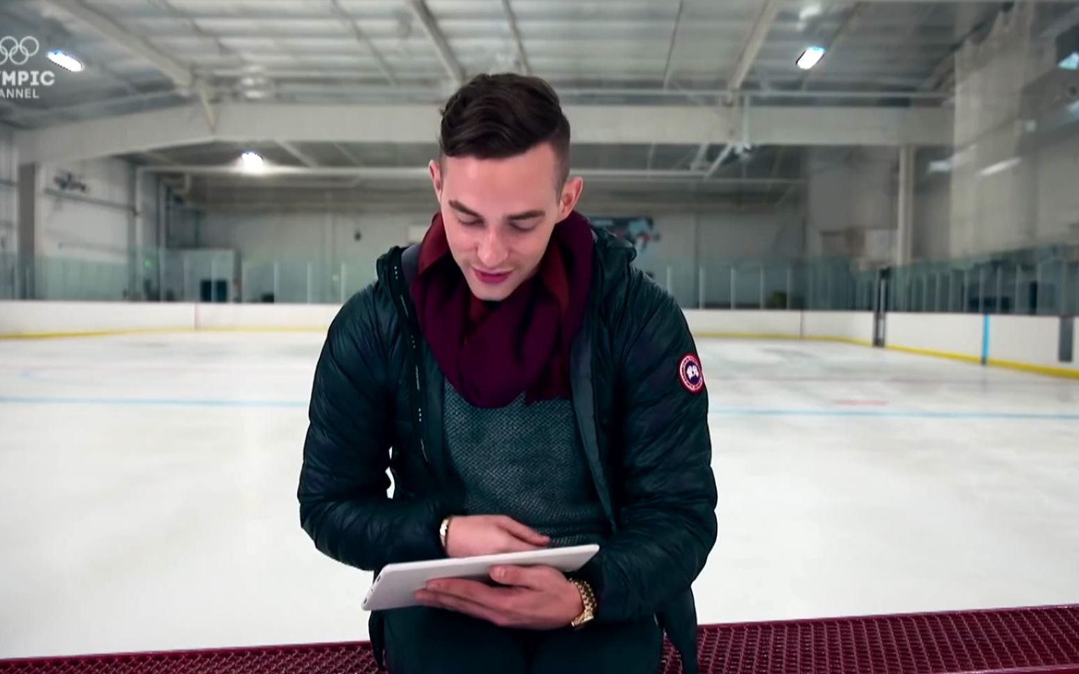 【花样滑冰】美国花滑运动员第一次看自己夺得奥运奖牌的比赛视频