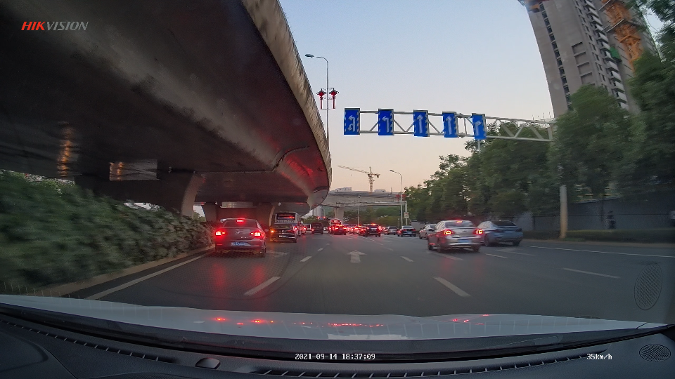 海康威视行车记录仪F6PRO测试(傍晚)