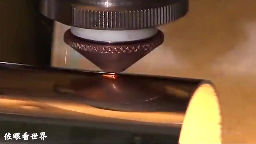 惊人的激光数控加工过程,只有做机械的才看得懂