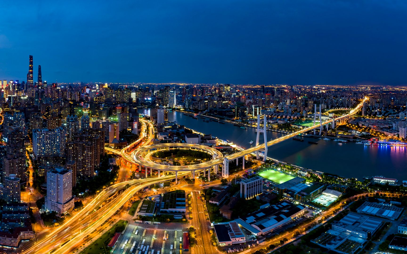 极度舒适!这就是上海的交通秩序