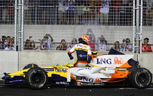 F1历史上首场夜赛 2008新加坡 中文
