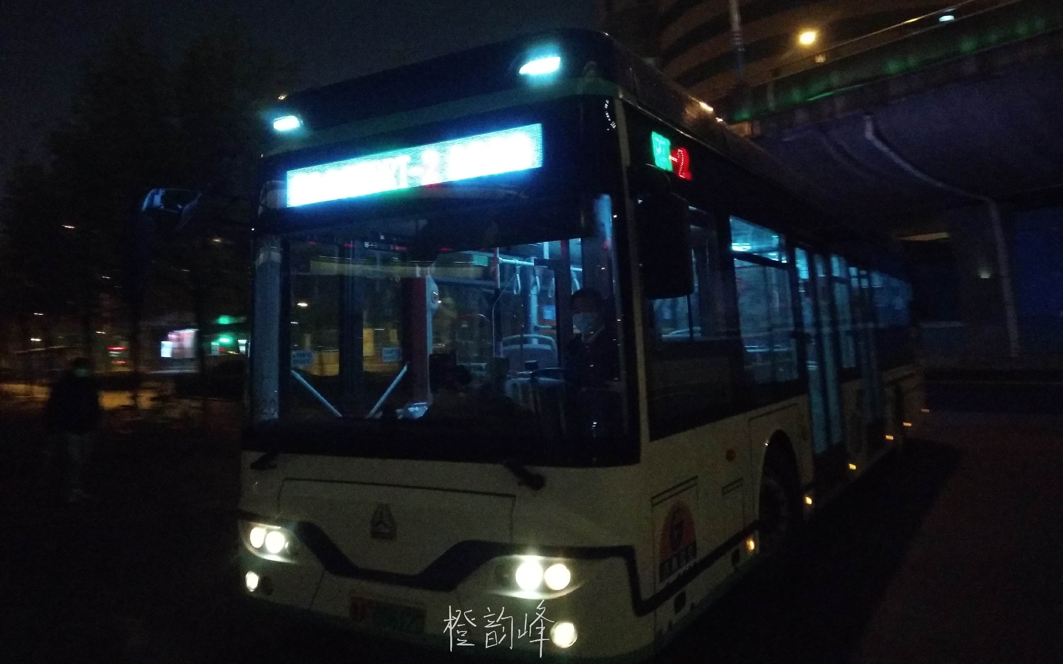 【济南公交】济南公交BRT-2号线新车 北关北路站出站