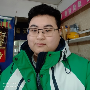 春田李 