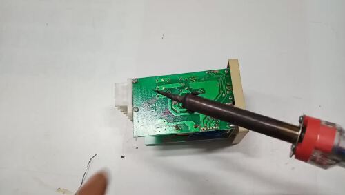 电烙铁不沾锡焊不住?今天教你2个小技巧,简单处理就如新的一样