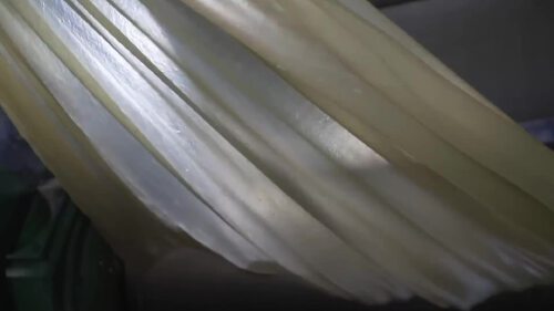 揭秘瑜伽垫工厂流水线!全自动机械1分钟造10张,效率惊人!