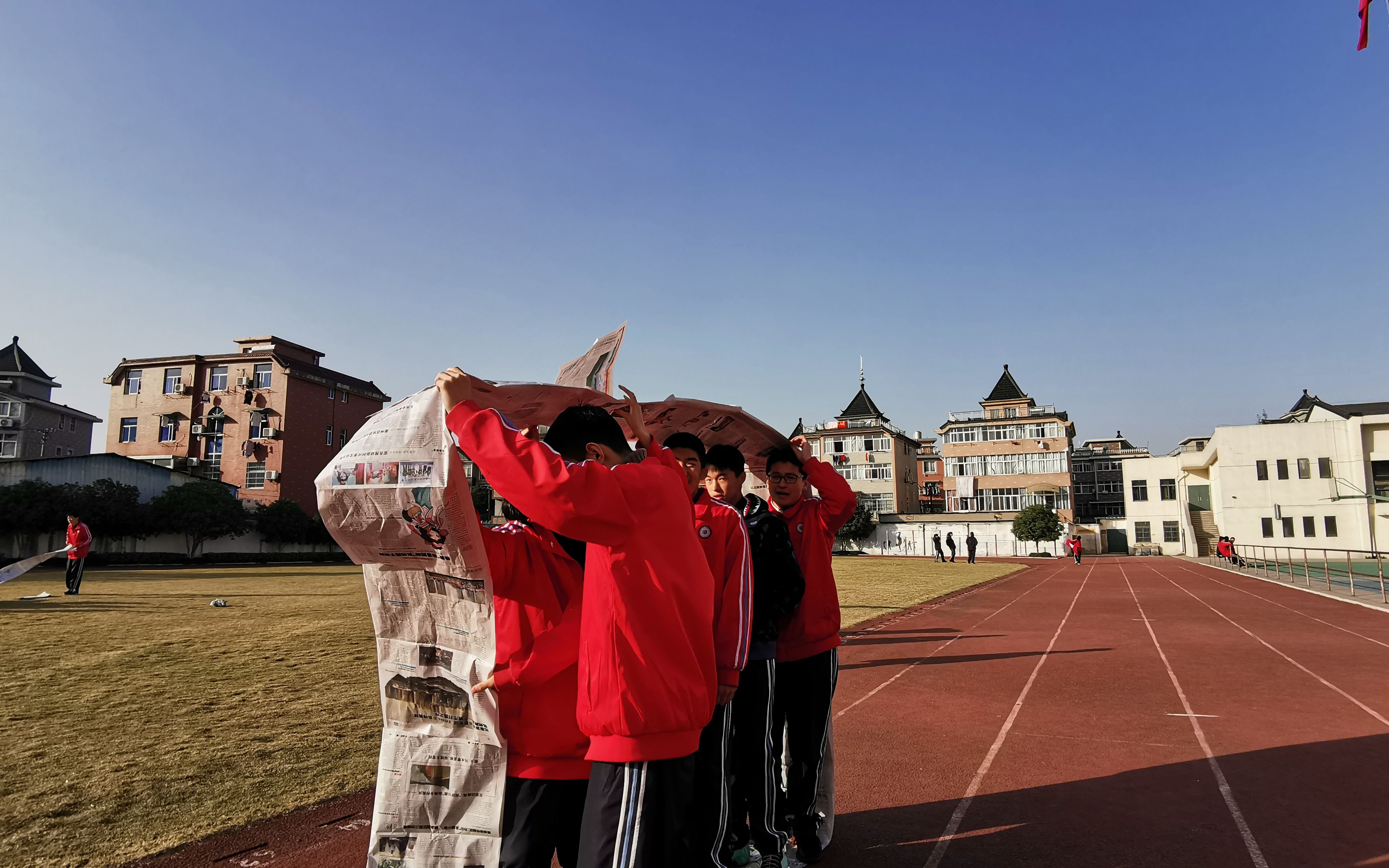 杭州建设职业学校 19楼宇二班 我们的活动第一期——车轮滚滚