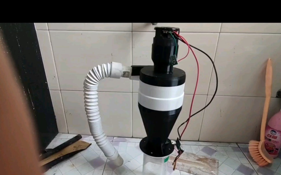 自制带旋风分离器的10万转的无刷吸尘器