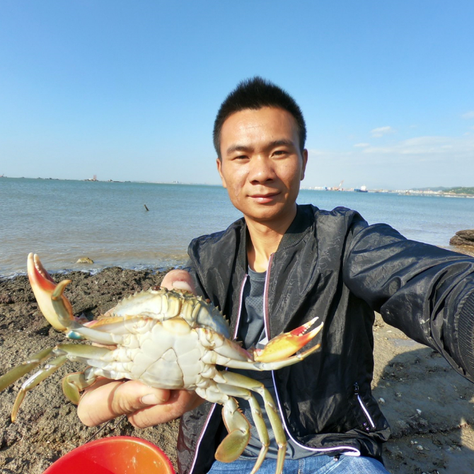 渔人阿烽 