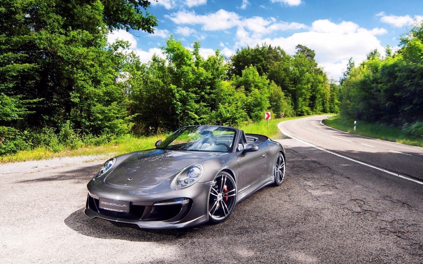 你不了解的这些品牌车标背后含义太深了,设计师真的太走心了