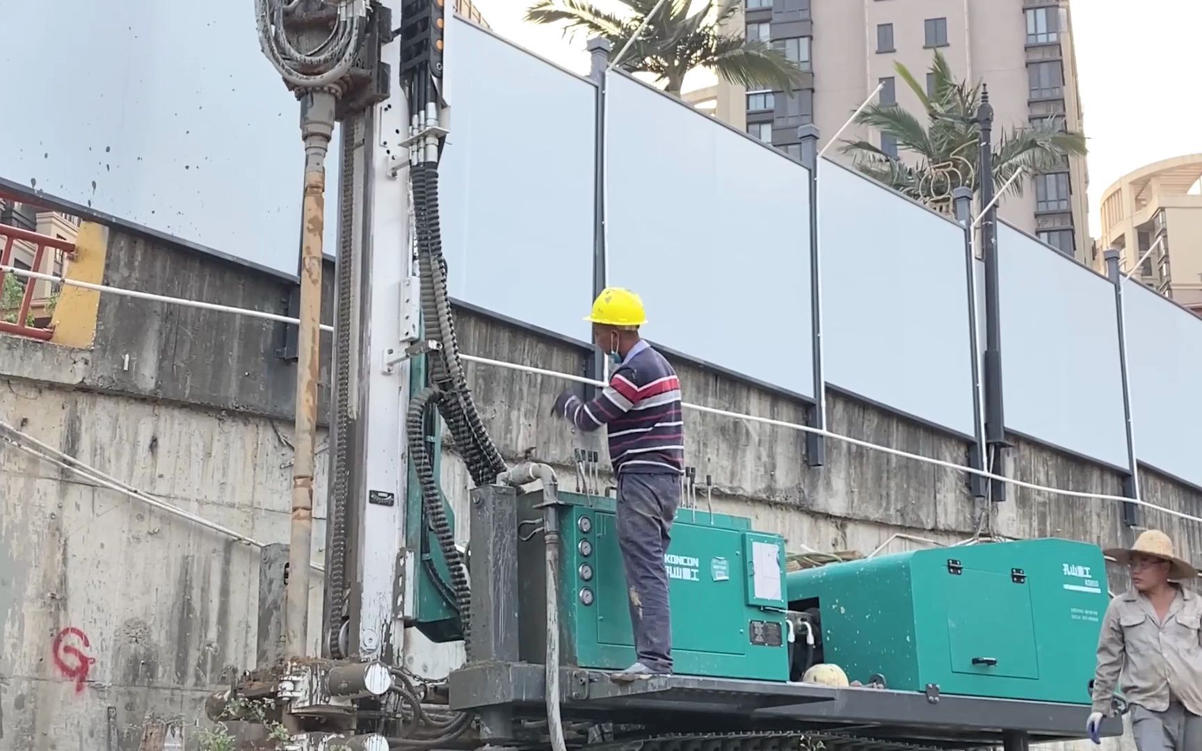 汕头潮阳房地产建设,KS800钢管桩支护施工