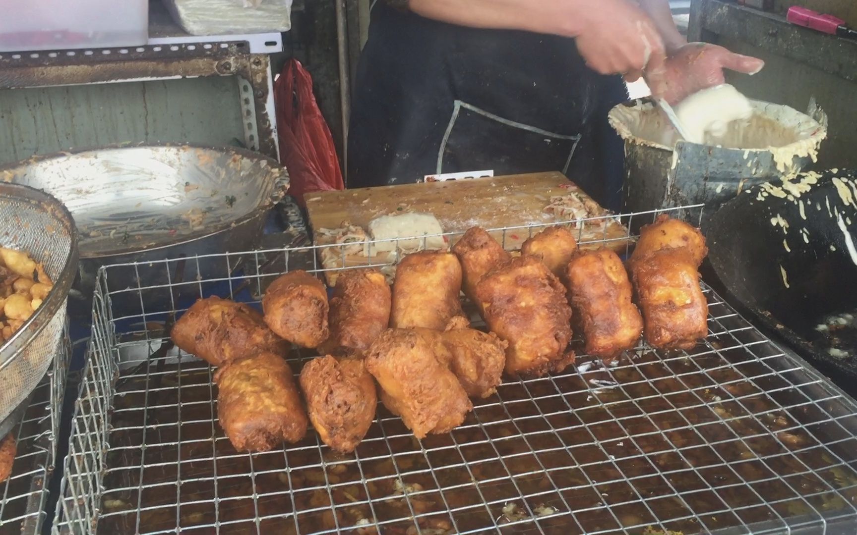 【天津美食】炸素卷圈,地道天津味!