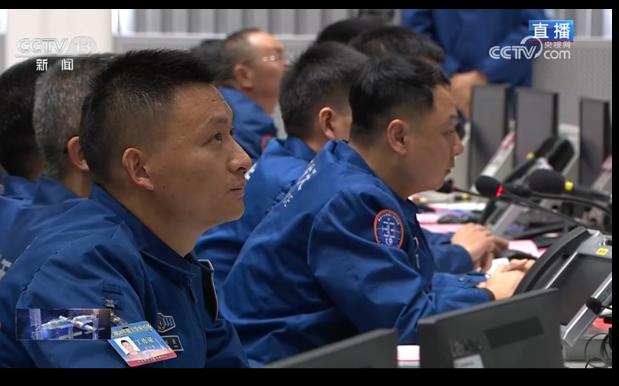 神舟十九号倒计时10秒发射