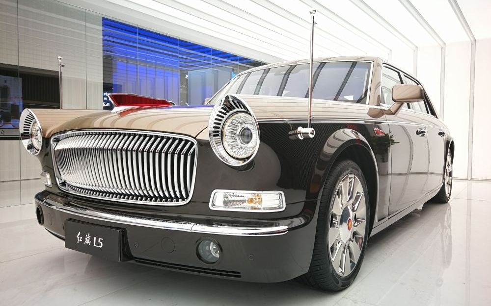 全新红旗L5谍照曝光:对开门+取消圆灯,V8动力超宝马、奥迪