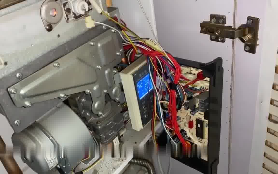 博世热水器故障码e1》有123次。,刚刚使用!又不能正常用?啥情况呢。