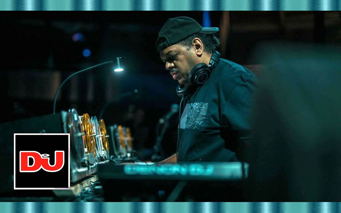 美国DJ:克丽·钱德勒 (Kerri Chandler) 盘式录音带设置现场 @英格兰...