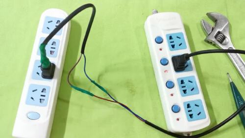 电工警示:危险插排连接方式及家庭用电安全隐患解析