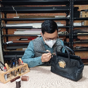 高氛奢护 